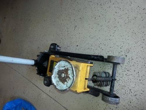 How to Install Overcenter Clutch Spring in the Car | For A Bodies Only ...