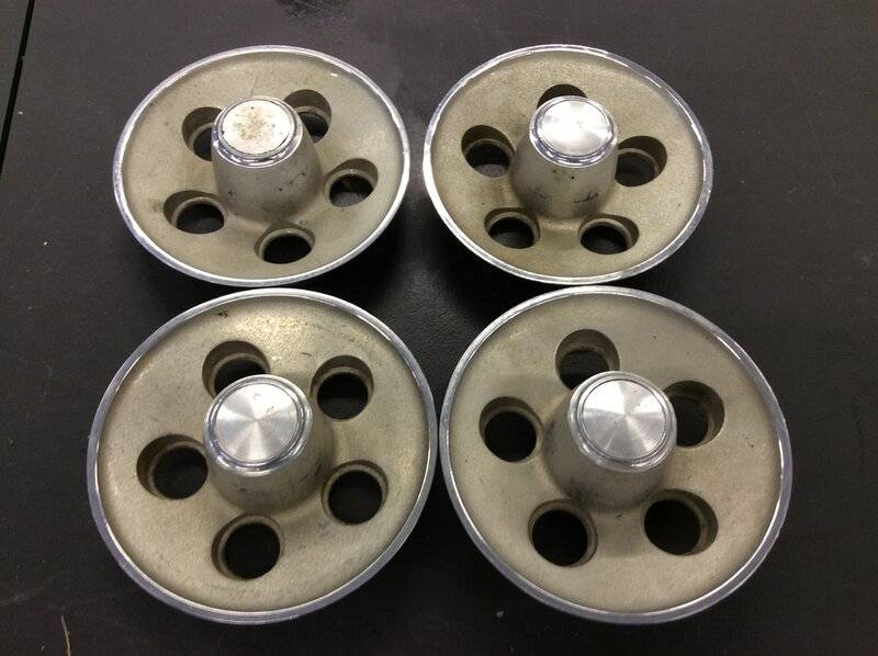 [SOLD] - Rallye center caps 5x4” bolt pattern | For A Bodies Only Mopar ...