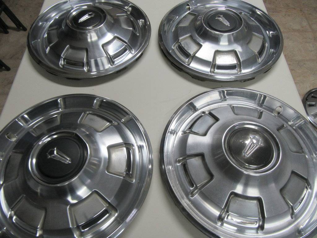 [FOR SALE] - 1967 - 68 Barracuda Deluxe wheel covers | For A Bodies ...