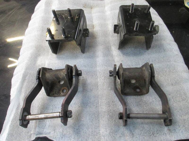 [SOLD] - Mopar offset shackle 3/4 relocation kit | For A Bodies Only ...